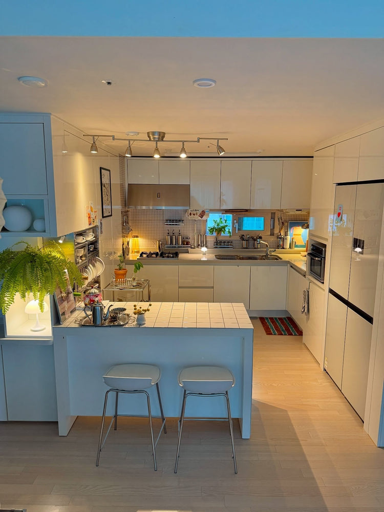 15 Warm Minimalist Kitchen Ideas for Everyday Living – DreamBundles