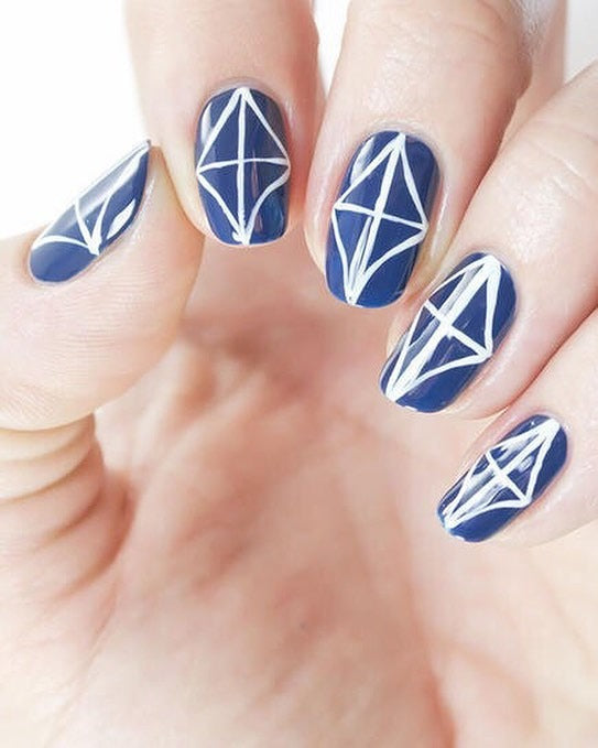 15 Unique Geometric Nail Ideas for 2025 Trends – DreamBundles