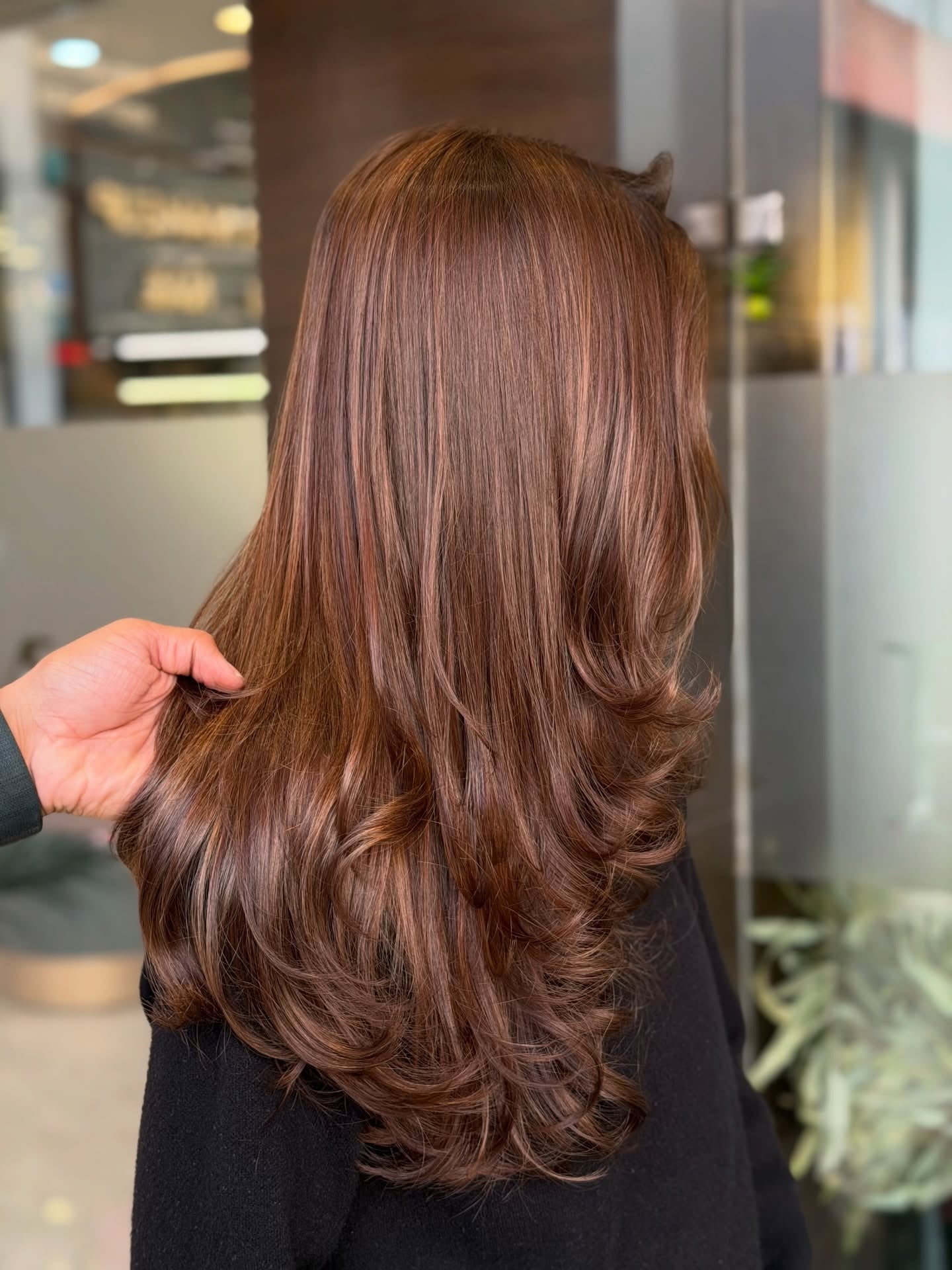 15 Gorgeous Chocolate Toffee Hair Ideas 2026 – DreamBundles