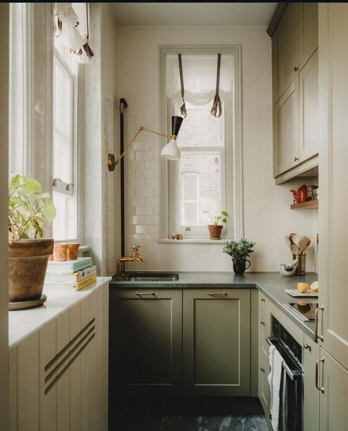 Timeless Small Kitchen Design Ideas for 2025 – DreamBundles