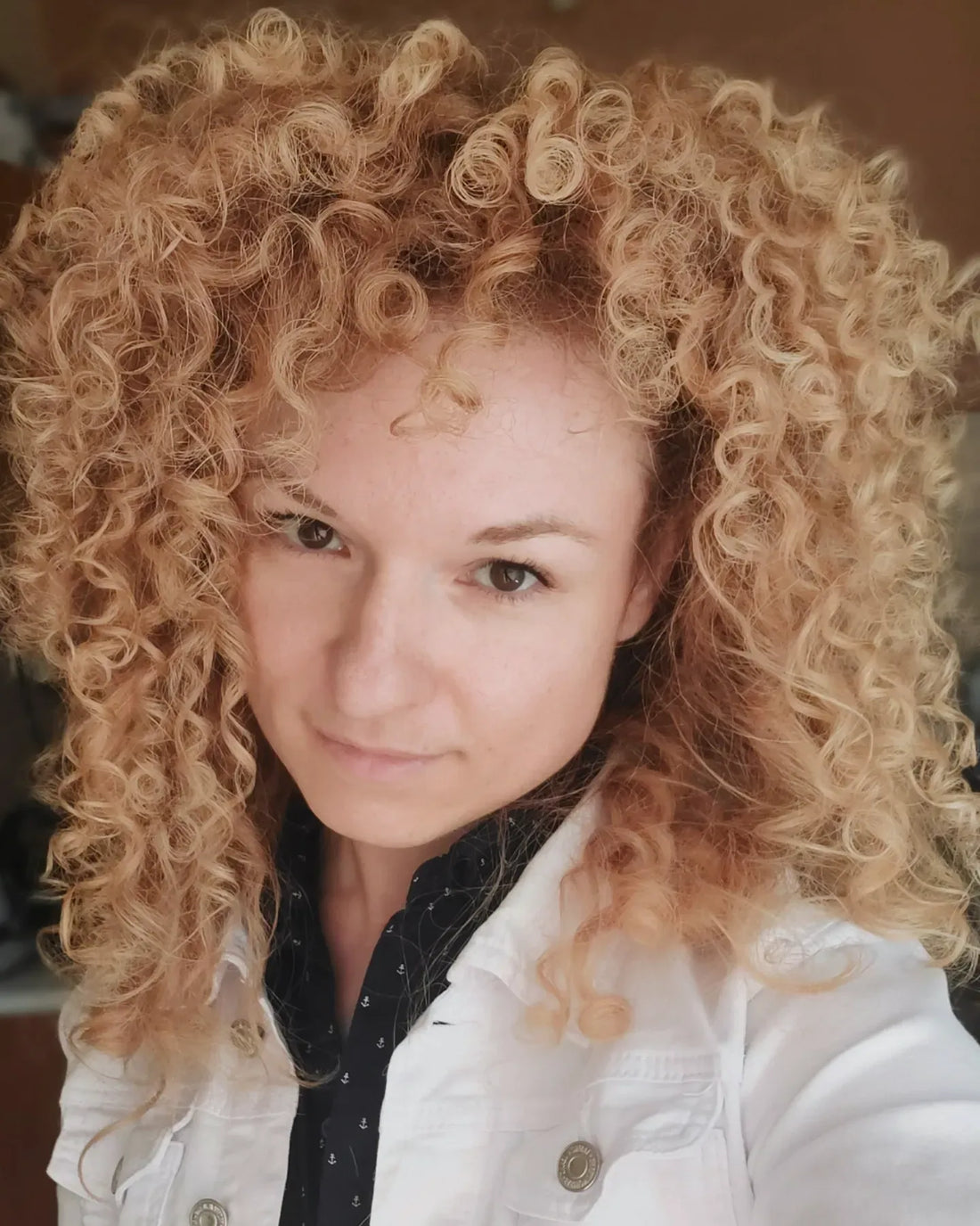 15 Fresh Messy Curly Hair Ideas 2026 – DreamBundles