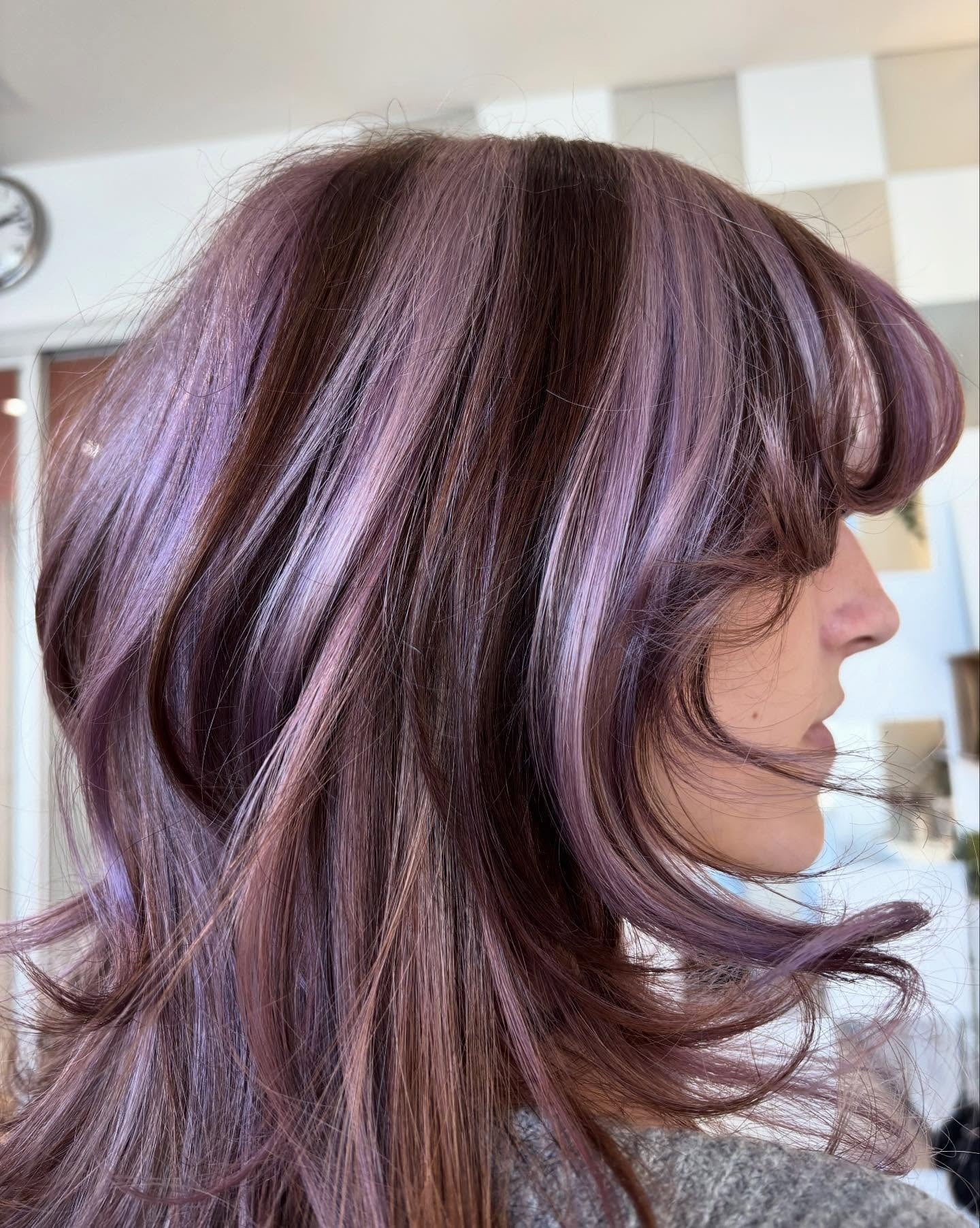 15 Chic Ash Violet Hair Color Looks for 2025 – DreamBundles