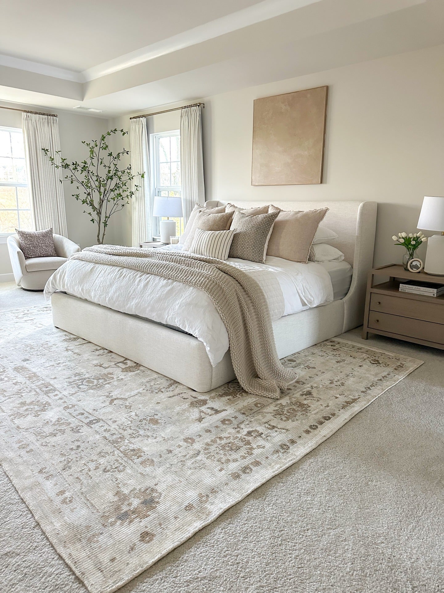 15 Modern All White Bedroom Ideas 2026 – DreamBundles