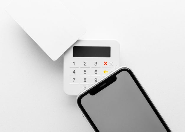 Free Arrangement With Smart Payment App Mock-Up Psd – DreamBundles