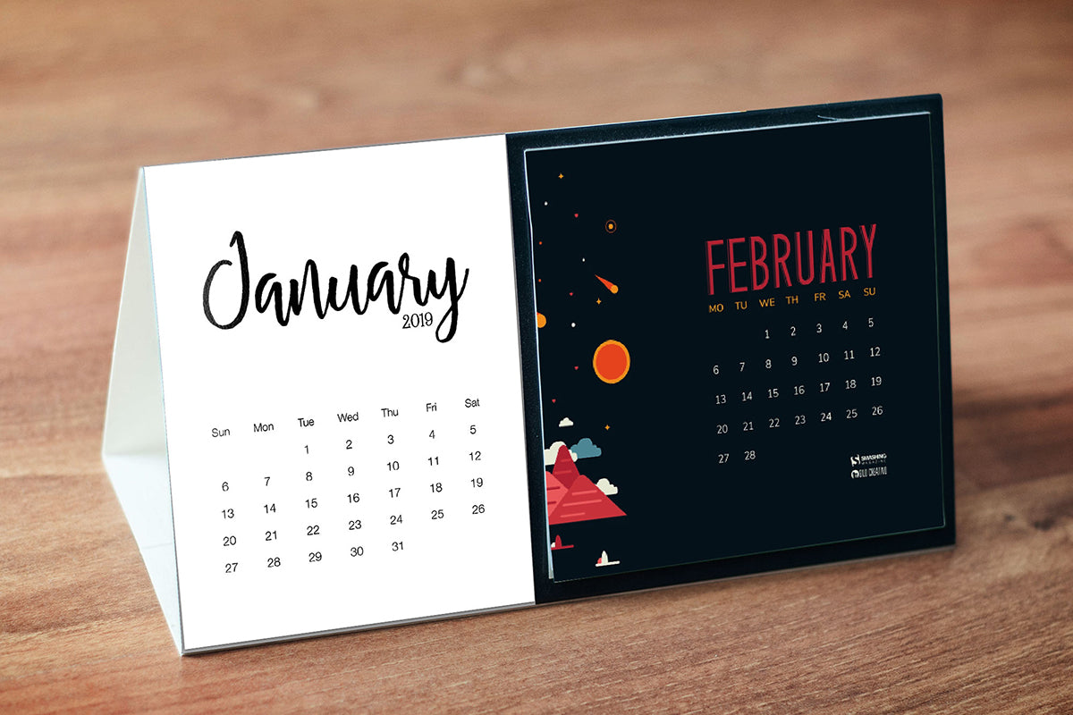 Free Table Calendar Mockup – DreamBundles